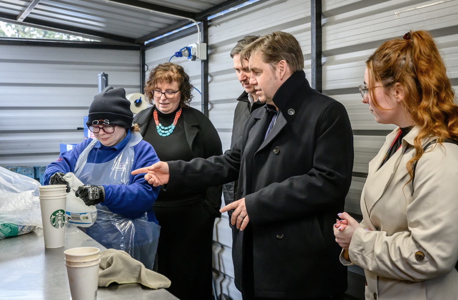 Plastic waste from trains and stations transformed into usable products ...