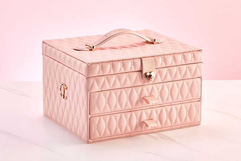 Luxury vanity case promotes packaging 'designed for today, but built ...